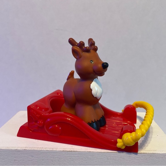 Fisher-Price | Toys | Fisher Price Little People Red Sled 203 Mattel ...